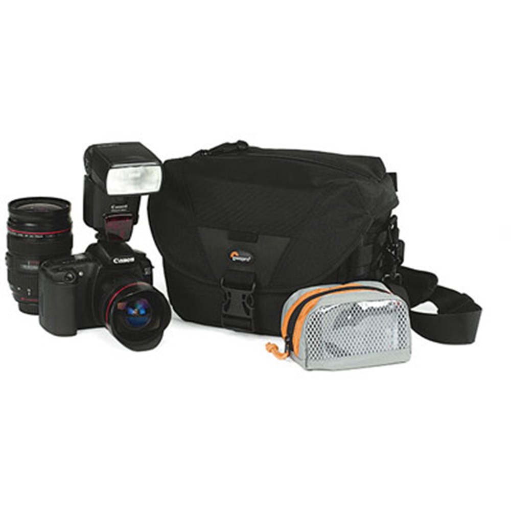 Lowepro Stealth Reporter D100 AW | Wex Photo Video