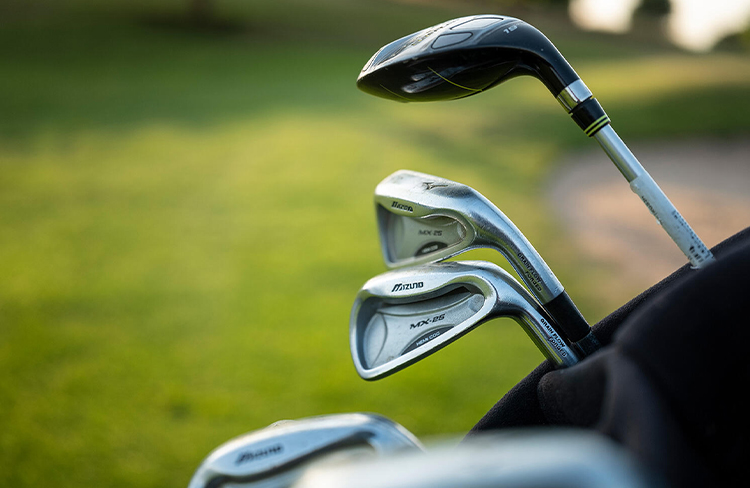 Leica 35mm f2 APO-Summicron-SL Asph Lens | Wex Photo Video